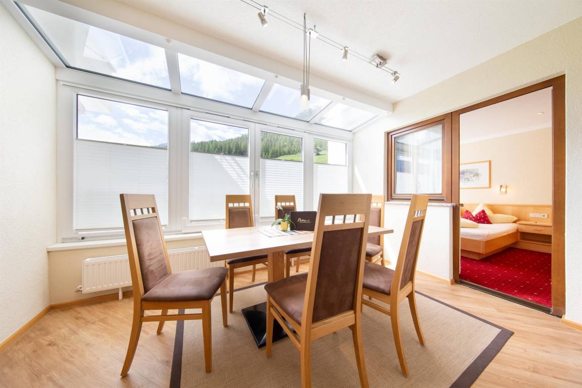 100 M² Apartment ∙ 3 Bedrooms ∙ 8 Guests - Obergurgl