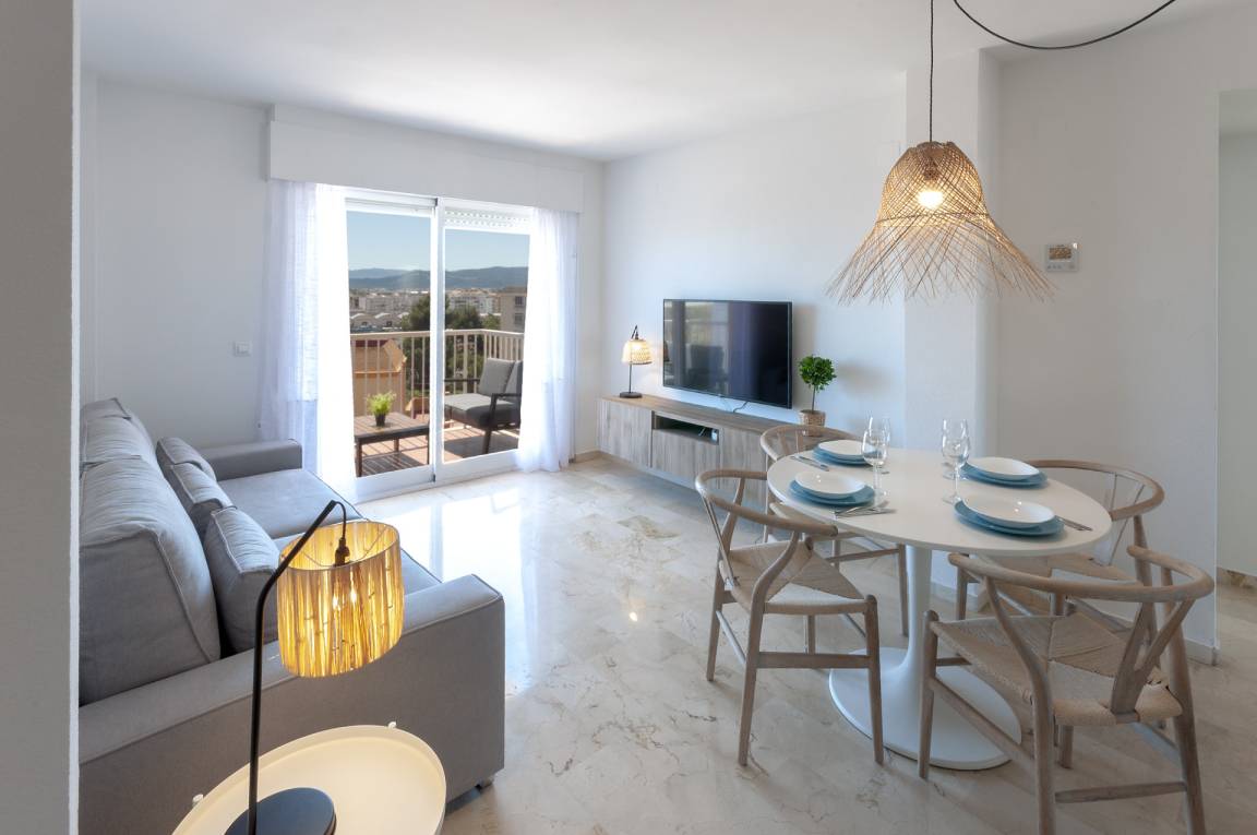 55 M² Huoneisto ∙ 2 Makuuhuonetta ∙ 4 Vierasta - Gandia