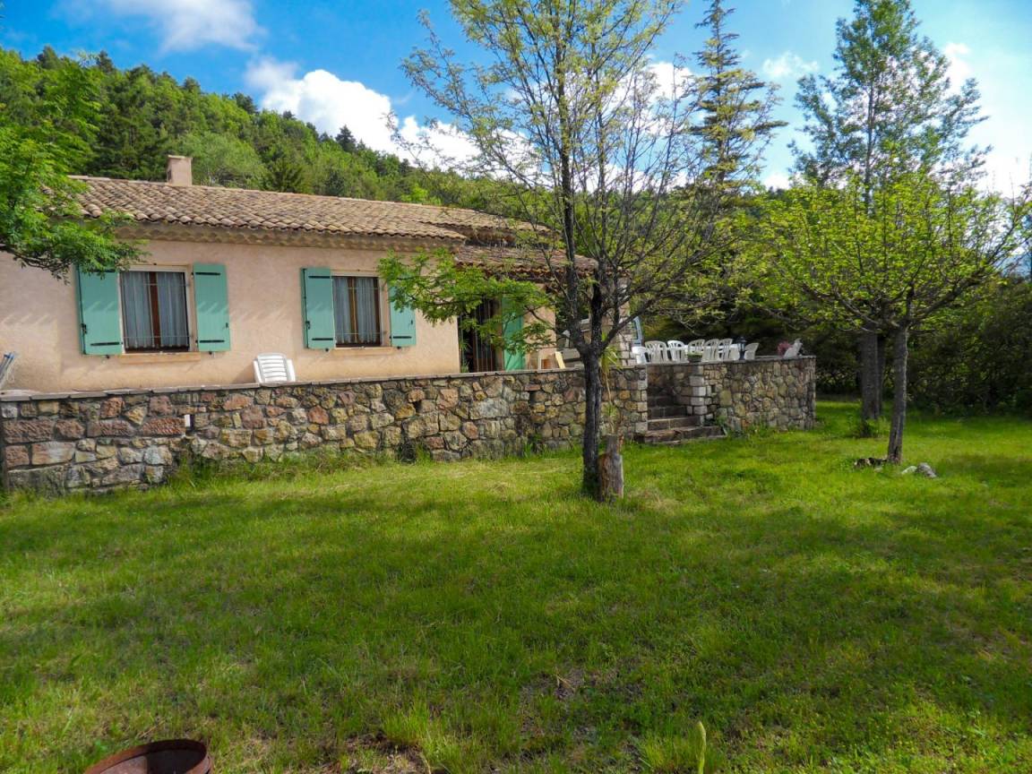 84 M² Gîte ∙ 3 Chambres ∙ 6 Personnes - Moustiers-Sainte-Marie