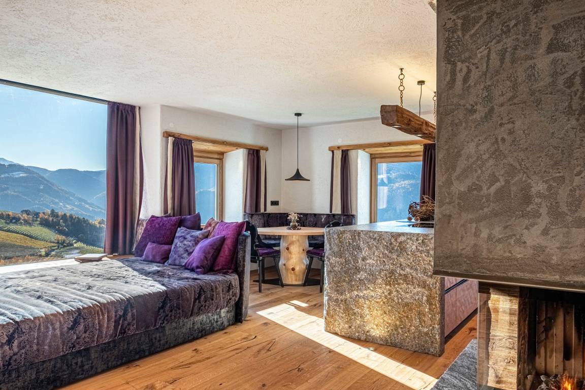 81 M² Apartamento ∙ 2 Habitaciones ∙ 6 Huéspedes - Bolzano