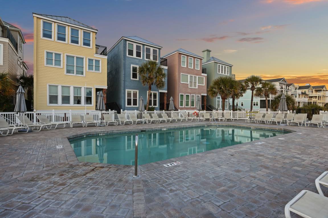 227 M² House ∙ 4 Bedrooms ∙ 10 Guests - Isle of Palms, SC