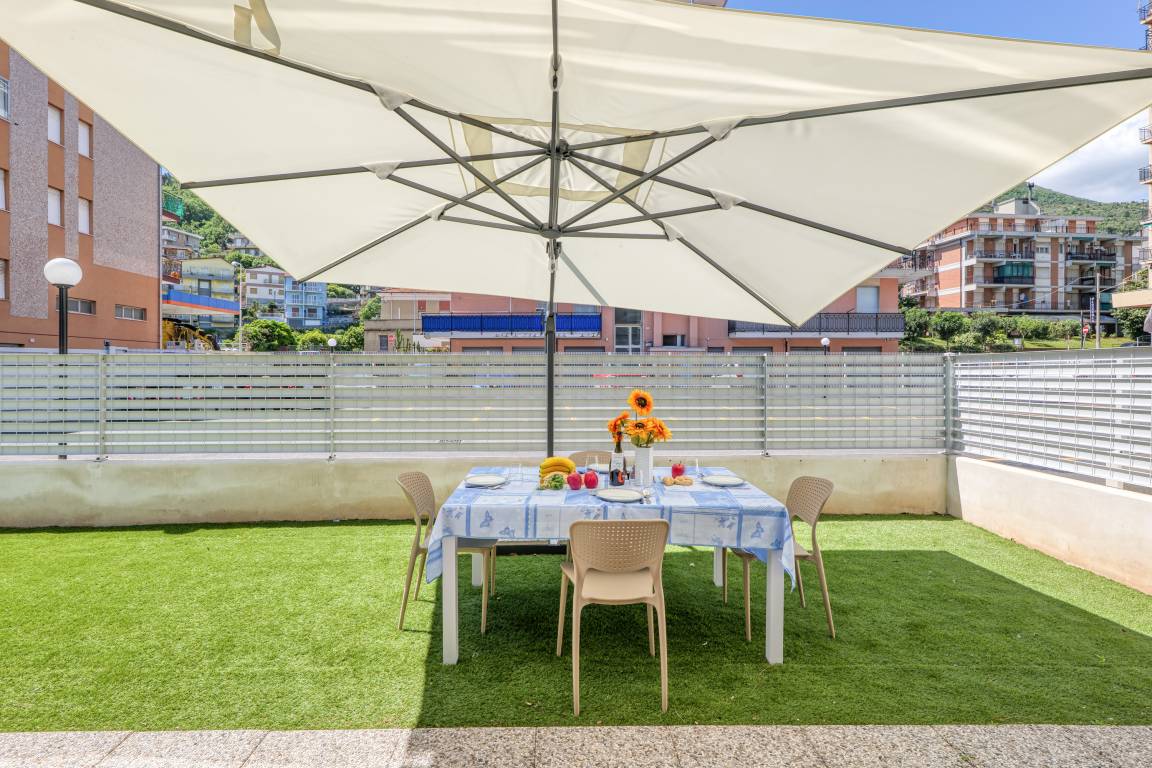 55 M² Appartamento ∙ 1 Camera Da Letto ∙ 6 Ospiti - Loano