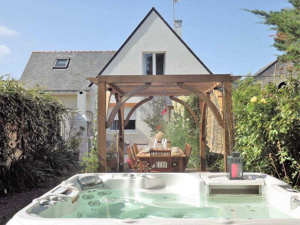 130 M² Villa ∙ 5 Chambres ∙ 12 Personnes - Pays de la Loire