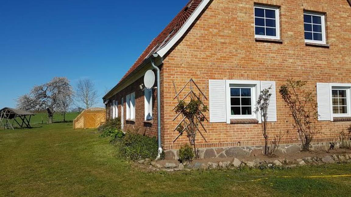 70 M² Ferienwohnung ∙ 2 Schlafzimmer ∙ 4 Gäste - Krakow am See