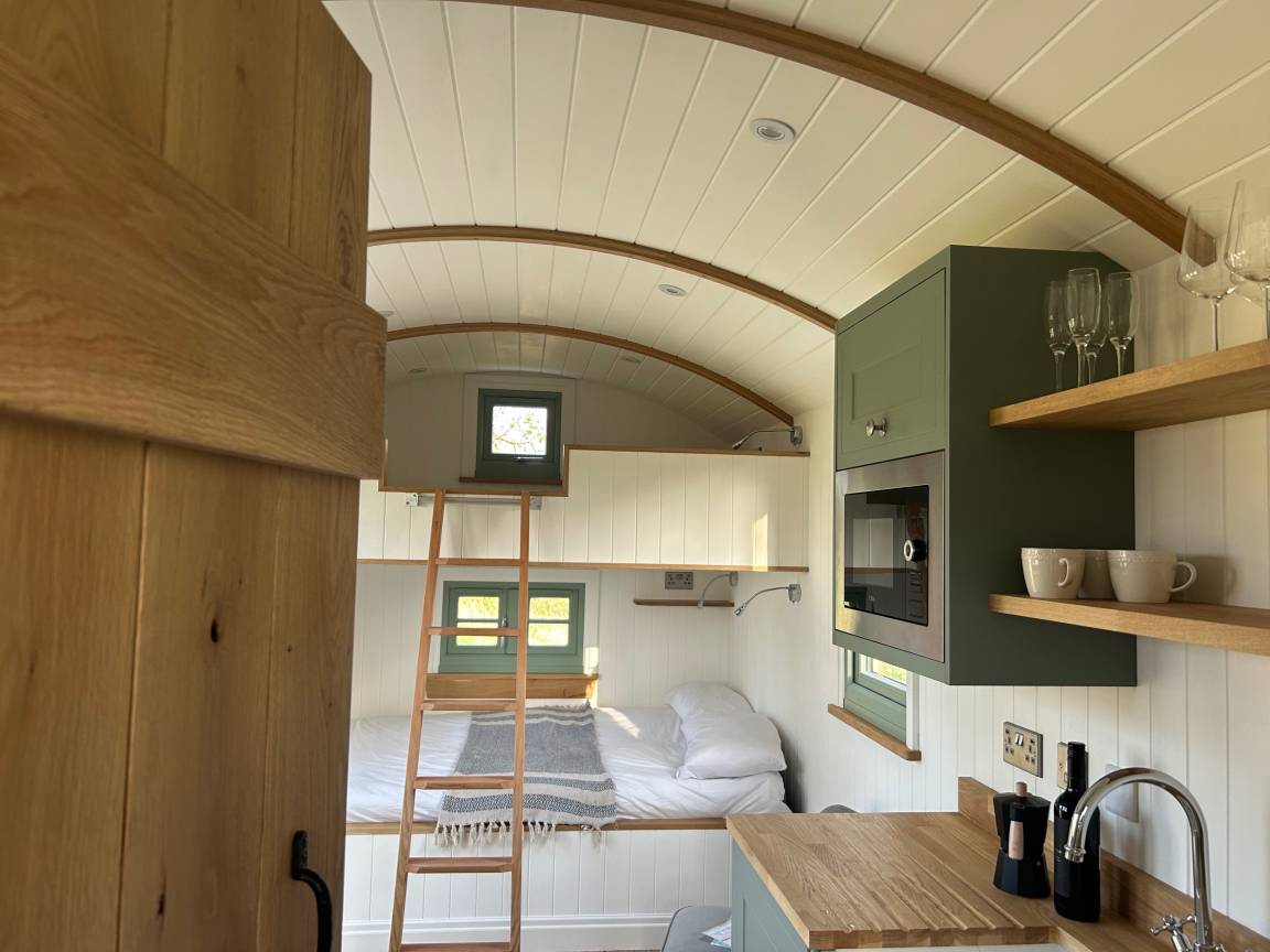 18 M² Cabin ∙ 1 Bedroom ∙ 4 Guests - Cowbridge