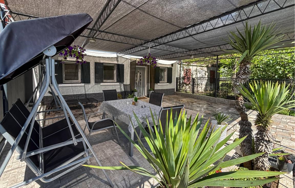 100 M² Ferienhaus ∙ 2 Schlafzimmer ∙ 6 Gäste - Rijeka