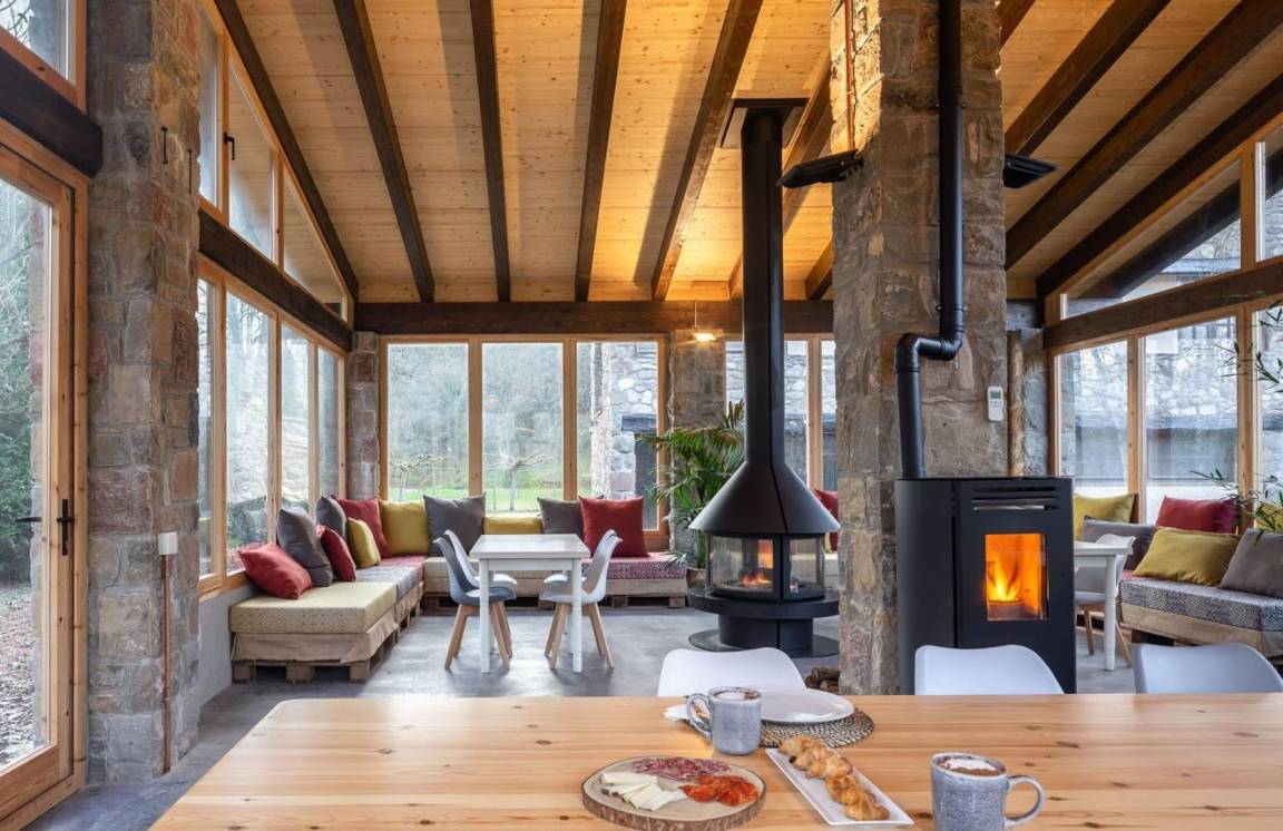 50 M² Apartamento ∙ 4 Habitaciones ∙ 8 Huéspedes - Camprodon