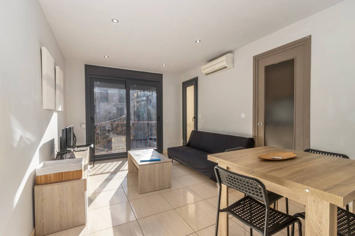 62 M² Apartamento ∙ 3 Quartos ∙ 5 Hóspedes - Balaguer