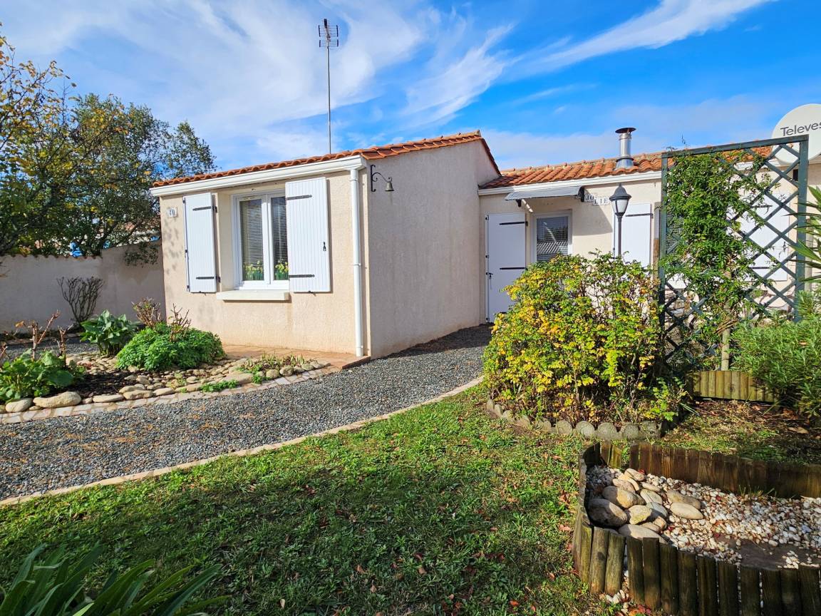 70 M² Maison De Vacances ∙ 2 Chambres ∙ 4 Personnes - L'Aiguillon-sur-Mer