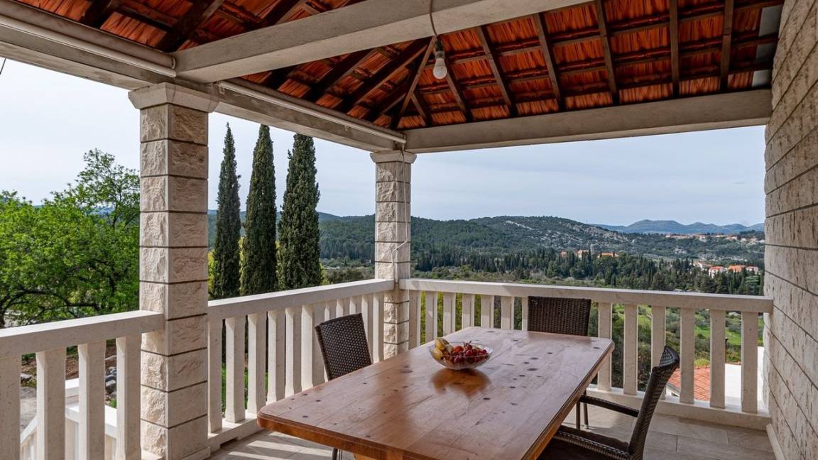 56 M² Ferienhaus ∙ 2 Schlafzimmer ∙ 6 Gäste - Korčula