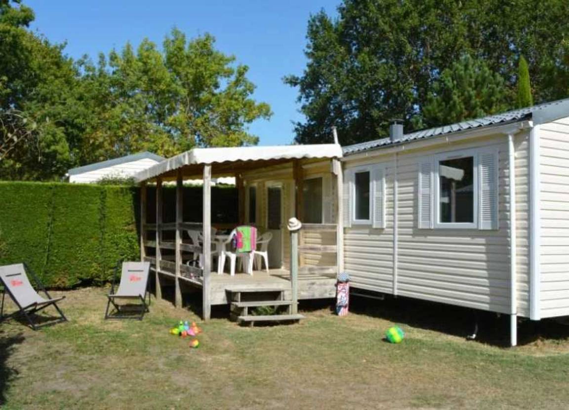 35 M² Camping ∙ 3 Chambres ∙ 8 Personnes - Saint-Georges-d'Oléron