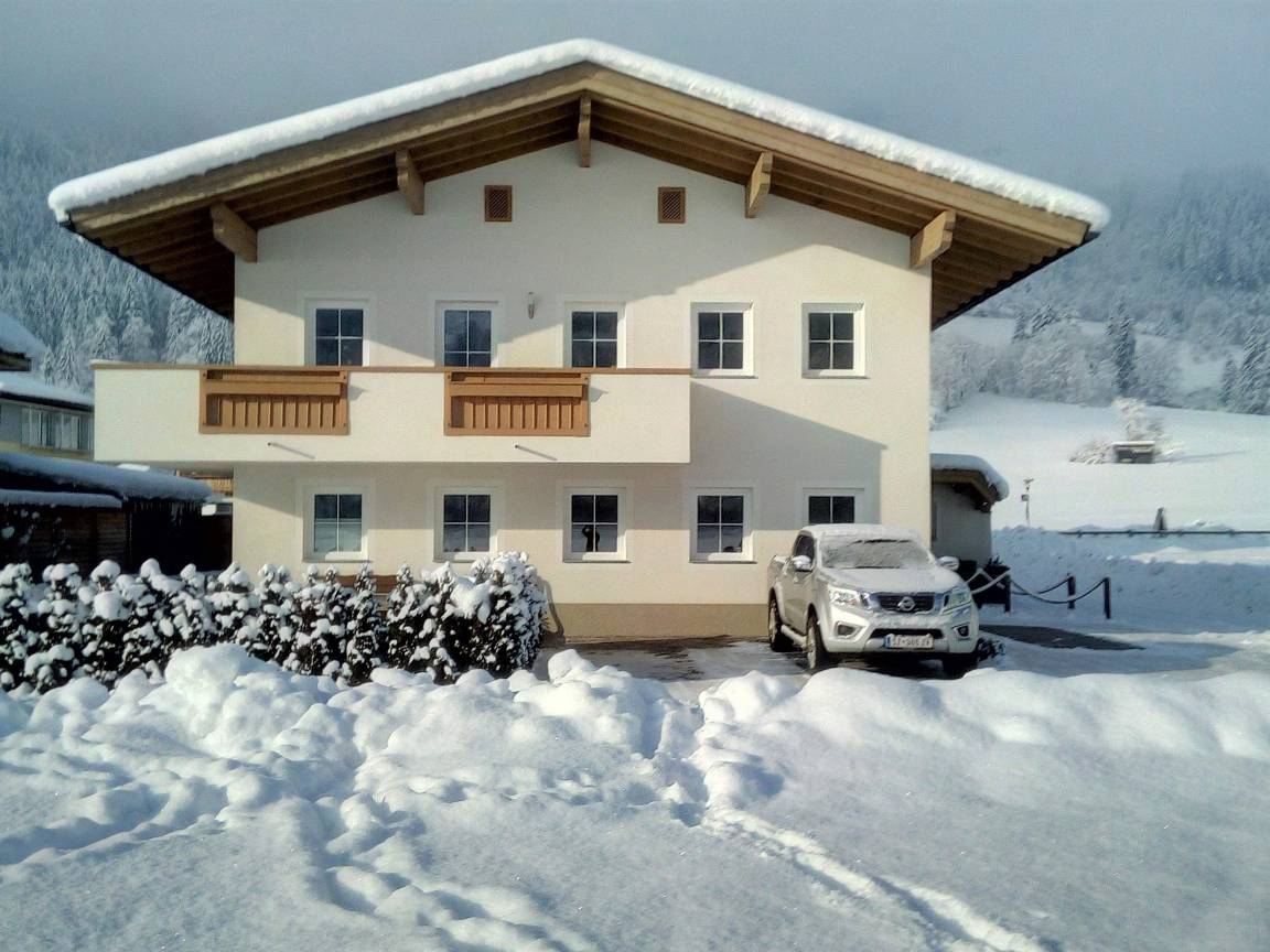 125 M² Ferienwohnung ∙ 4 Schlafzimmer ∙ 10 Gäste - Zillertal