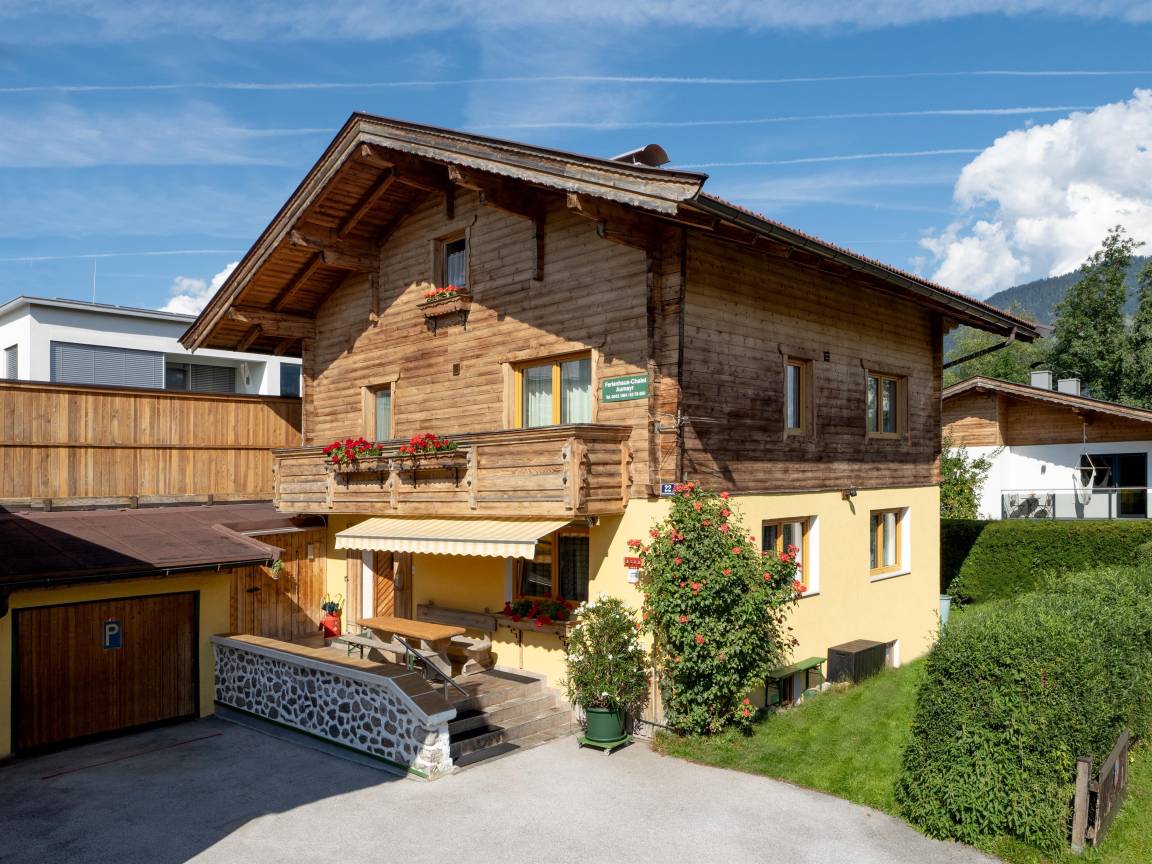 210 M² Ferienhaus ∙ 4 Schlafzimmer ∙ 8 Gäste - Waidring