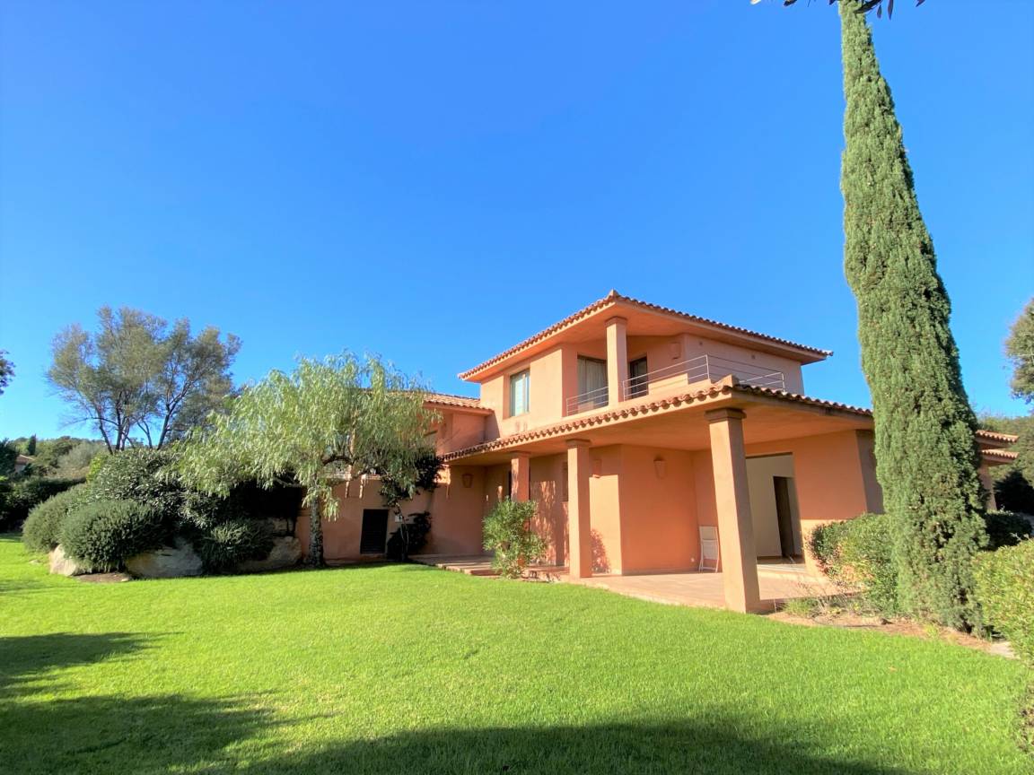 230 M² Villa ∙ 5 Bedrooms ∙ 10 Guests - Porto-Vecchio