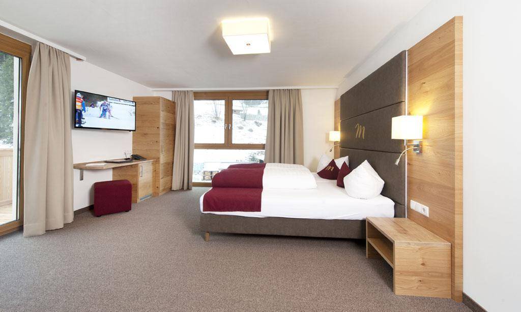 32 M² Hotel ∙ 1 Bedroom ∙ 4 Guests - Landeck