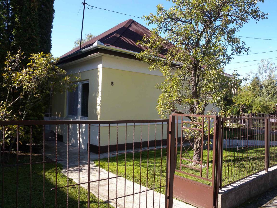 64 M² Hus ∙ 2 Sovrum ∙ 4 Gäster - Balaton