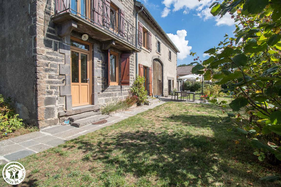 139 M² Gîte ∙ 4 Bedrooms ∙ 8 Guests - Clermont-Ferrand