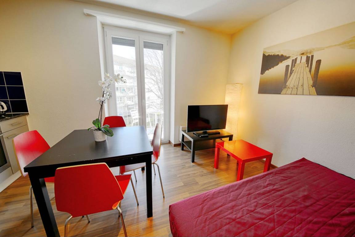 41 M² Ferienwohnung ∙ 1 Schlafzimmer ∙ 4 Gäste - Zürich