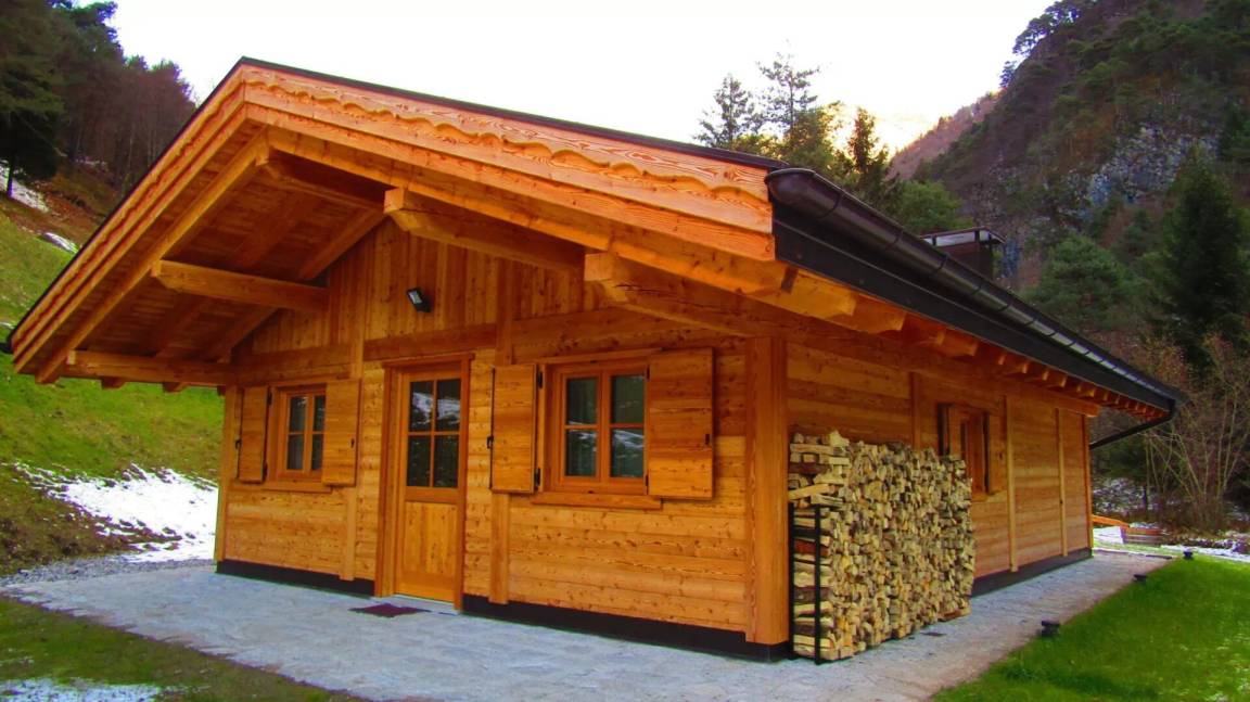 60 M² Huis ∙ 1 Slaapkamer ∙ 3 Gasten - Comano