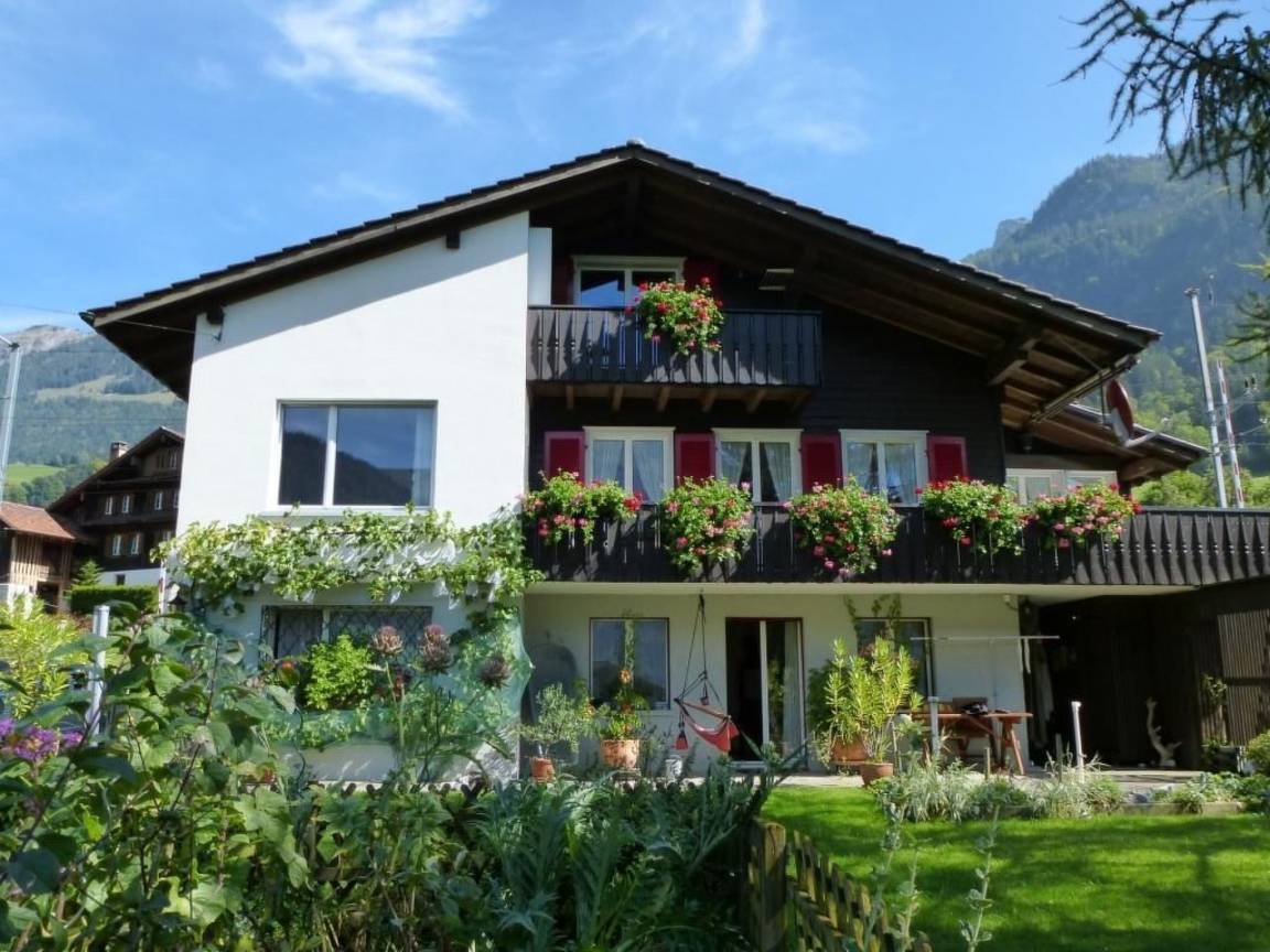 80 M² Apartment ∙ 2 Bedrooms ∙ 4 Guests - Meiringen