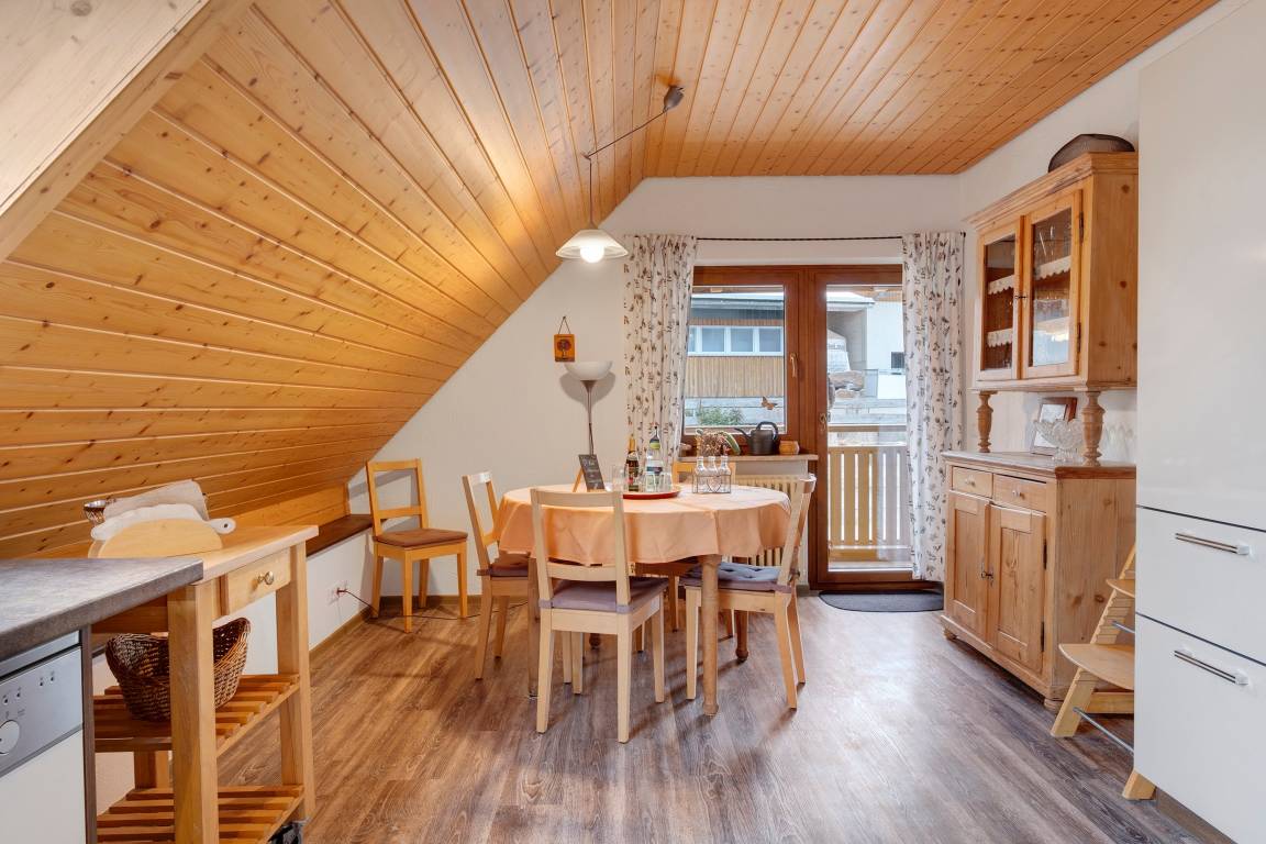 100 M² Ferienwohnung ∙ 2 Schlafzimmer ∙ 5 Gäste - Simonswald