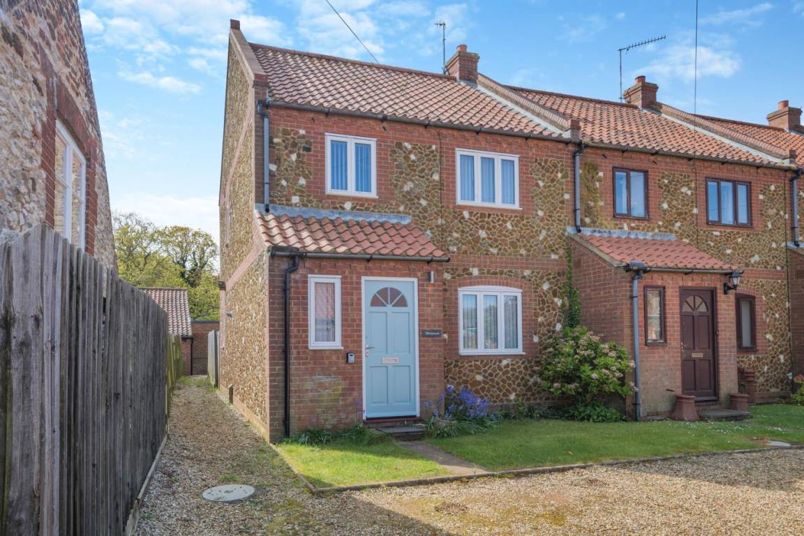Cottage ∙ 3 Bedrooms ∙ 5 Guests - Hunstanton