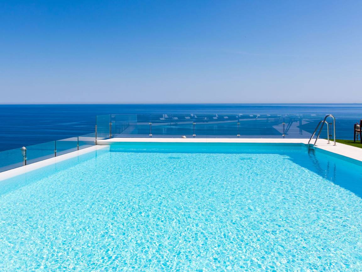 80 M² Apartment ∙ 2 Bedrooms ∙ 4 Guests - Torrox