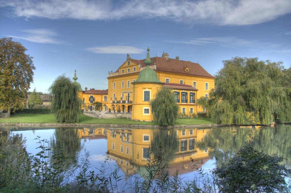 6000 M² Schloss ∙ 10 Schlafzimmer ∙ 20 Gäste - Niederösterreich