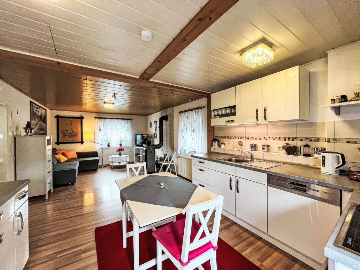 100 M² Ferienhaus ∙ 1 Schlafzimmer ∙ 9 Gäste - Adenau