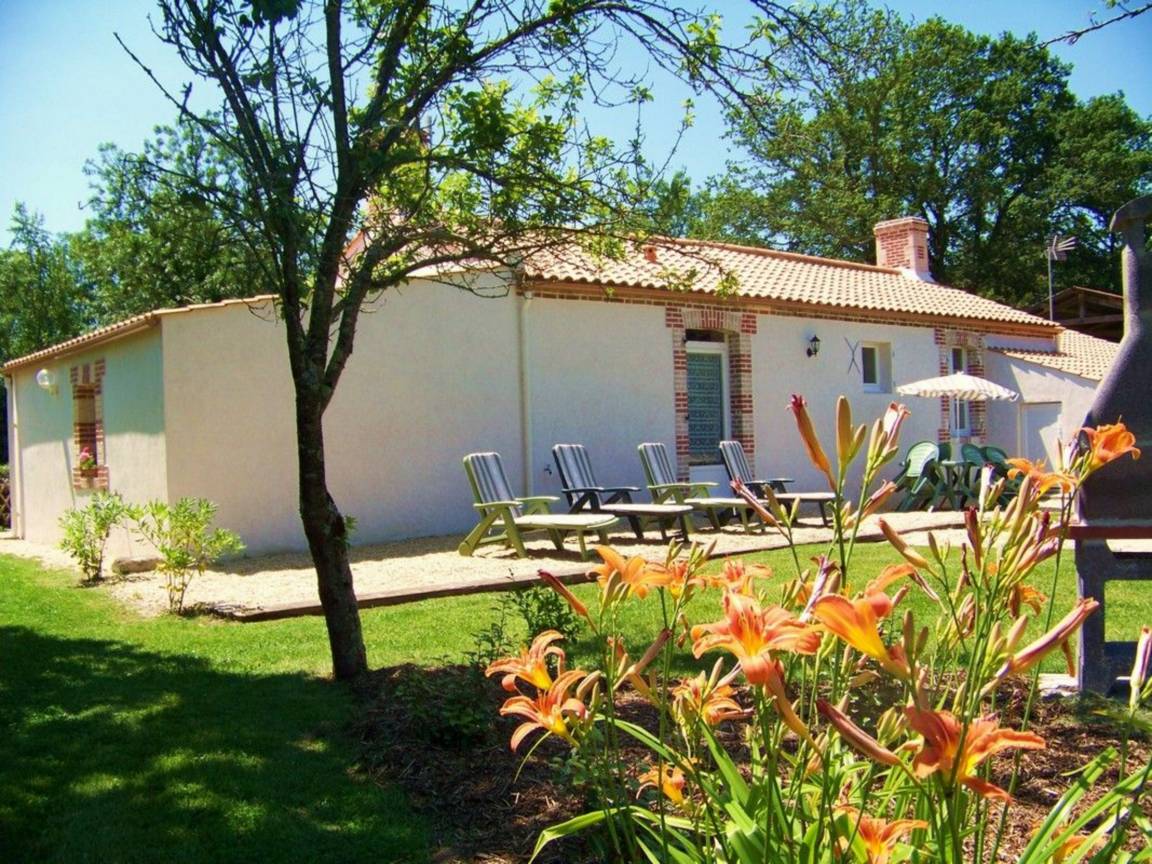 80 M² Cottage ∙ 3 Chambres ∙ 6 Personnes - Challans