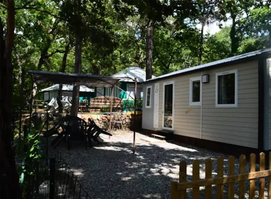 27 M² Camper/roulotte ∙ 2 Camere Da Letto ∙ 5 Ospiti - Quinson