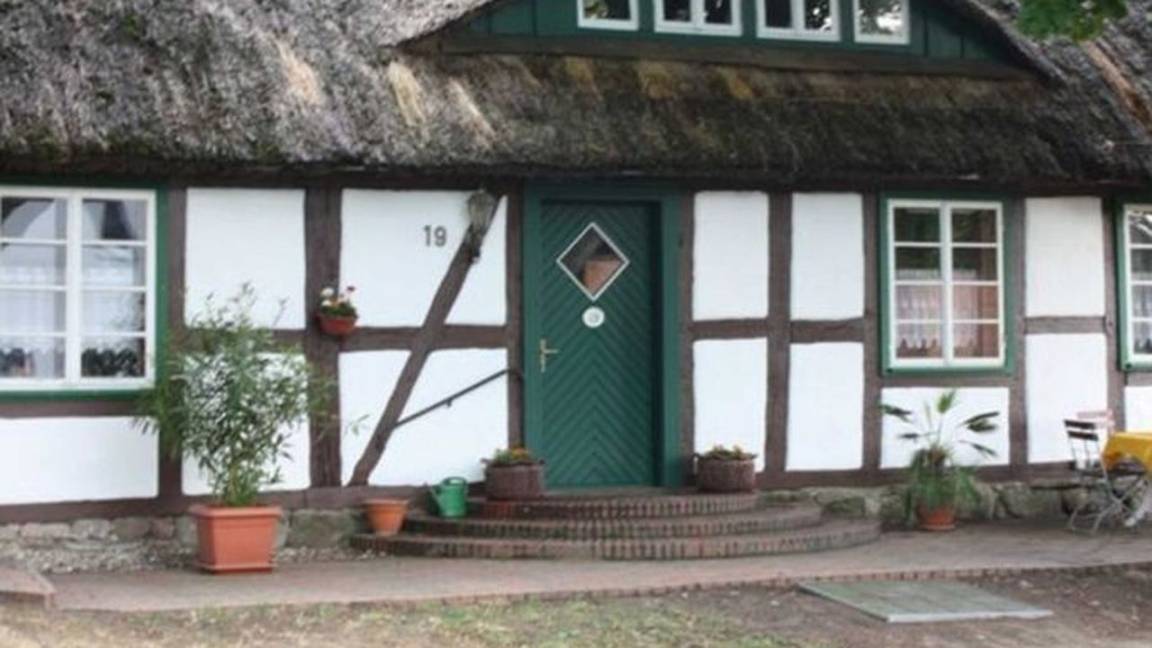 60 M² Ferienwohnung ∙ 1 Schlafzimmer ∙ 3 Gäste - Müritz
