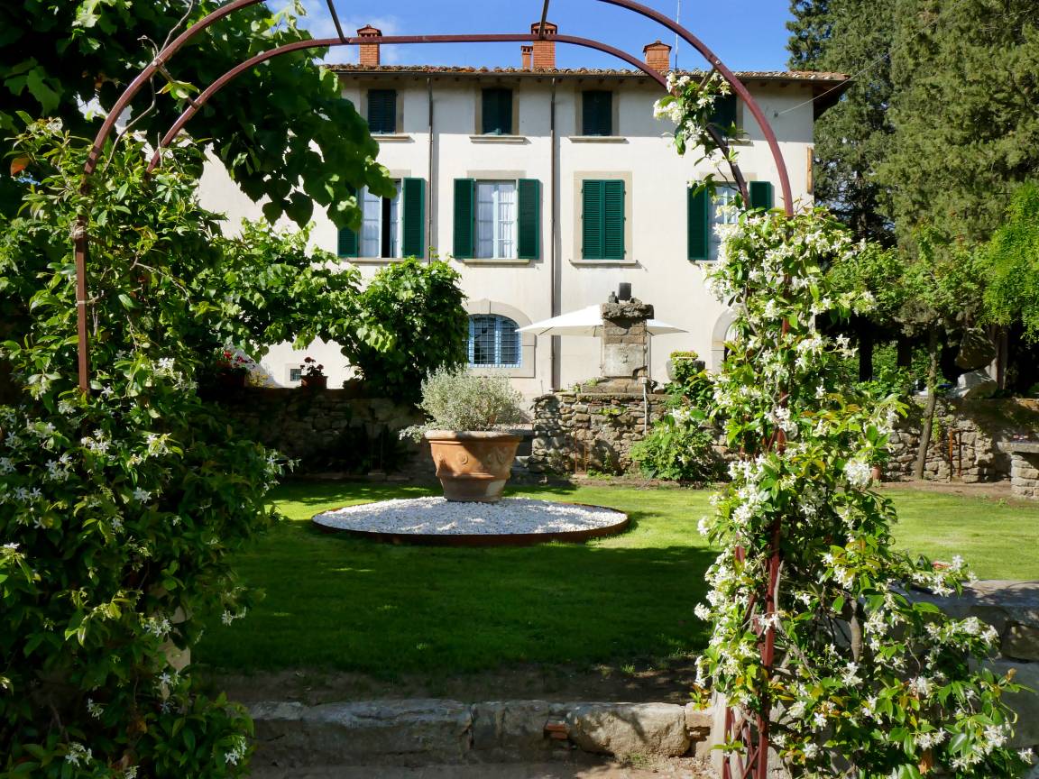 250 M² Villa ∙ 4 Bedrooms ∙ 7 Guests - Arezzo