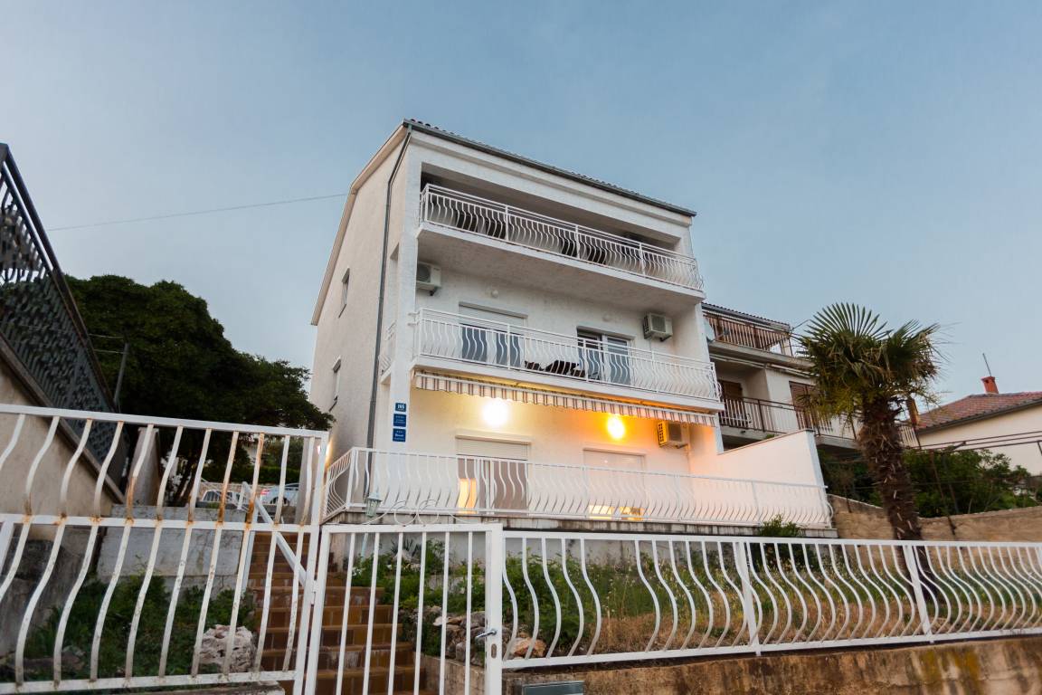 25 M² Appartamento ∙ 1 Camera Da Letto ∙ 2 Ospiti - Cirquenizza