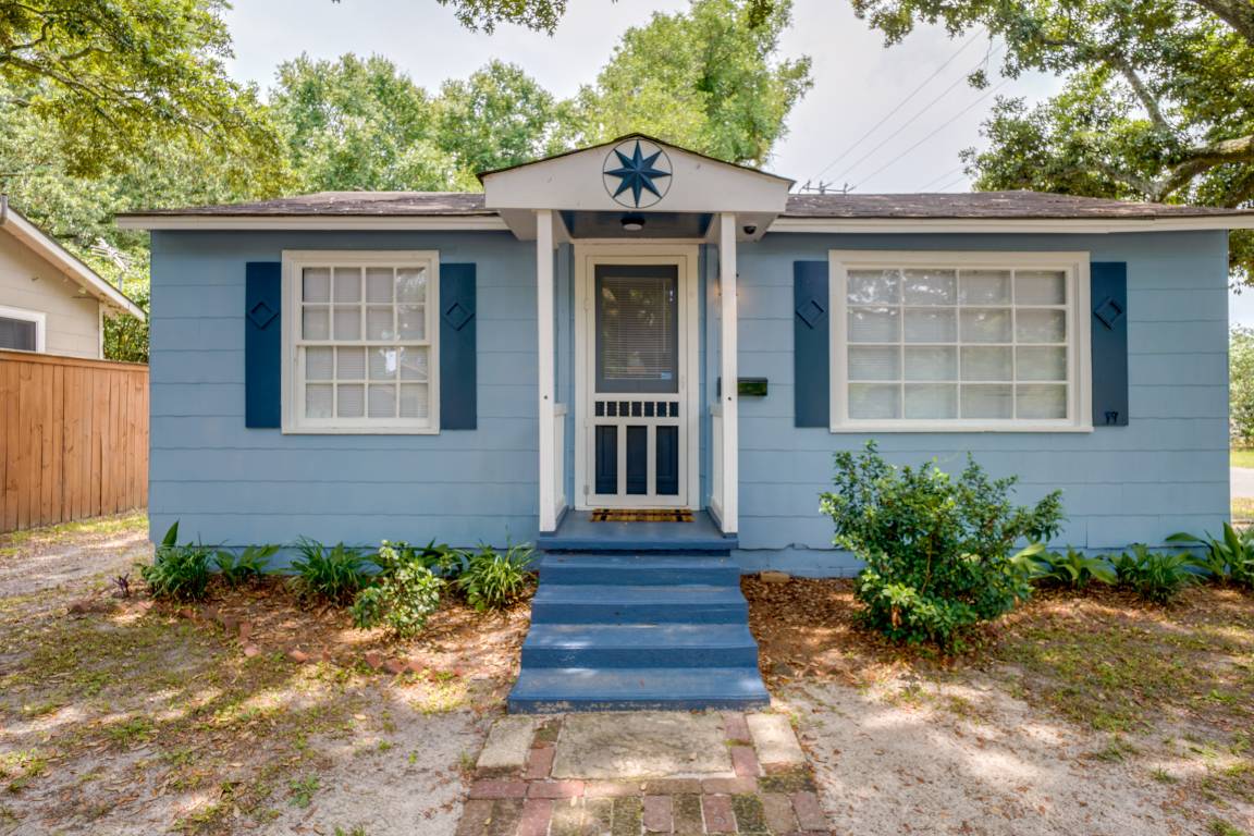 69 M² Cottage ∙ 2 Bedrooms ∙ 4 Guests - Gulfport, MS