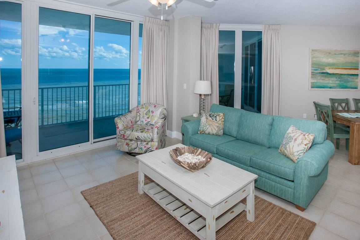 Condo ∙ 3 Bedrooms ∙ 9 Guests - Gulf Shores, AL