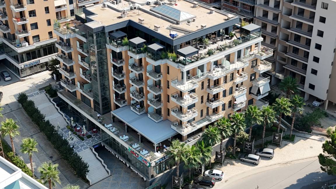 70 M² Apartment ∙ 2 Bedrooms ∙ 5 Guests - Vlorë