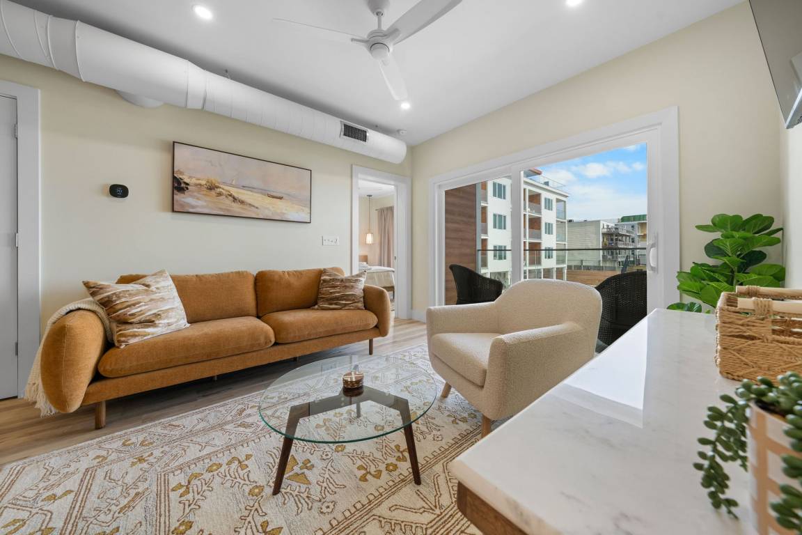 Condo ∙ 2 Bedrooms ∙ 6 Guests - Freeman Park, NC