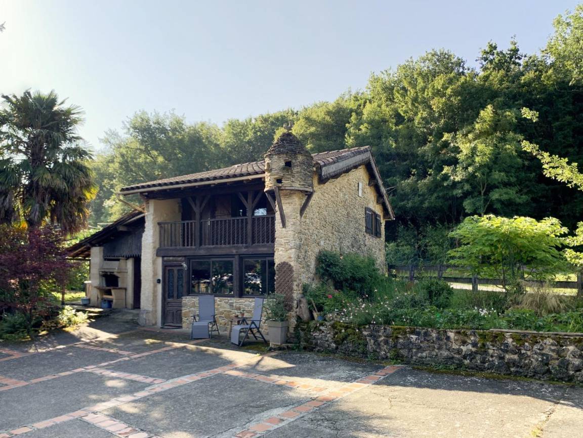 62 M² Gîte ∙ 2 Chambres ∙ 4 Personnes - Saint-Gaudens
