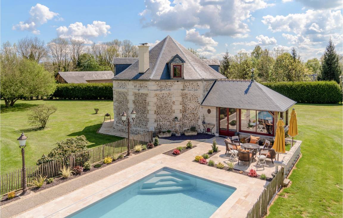 120 M² Longère ∙ 4 Chambres ∙ 8 Personnes - Lisieux