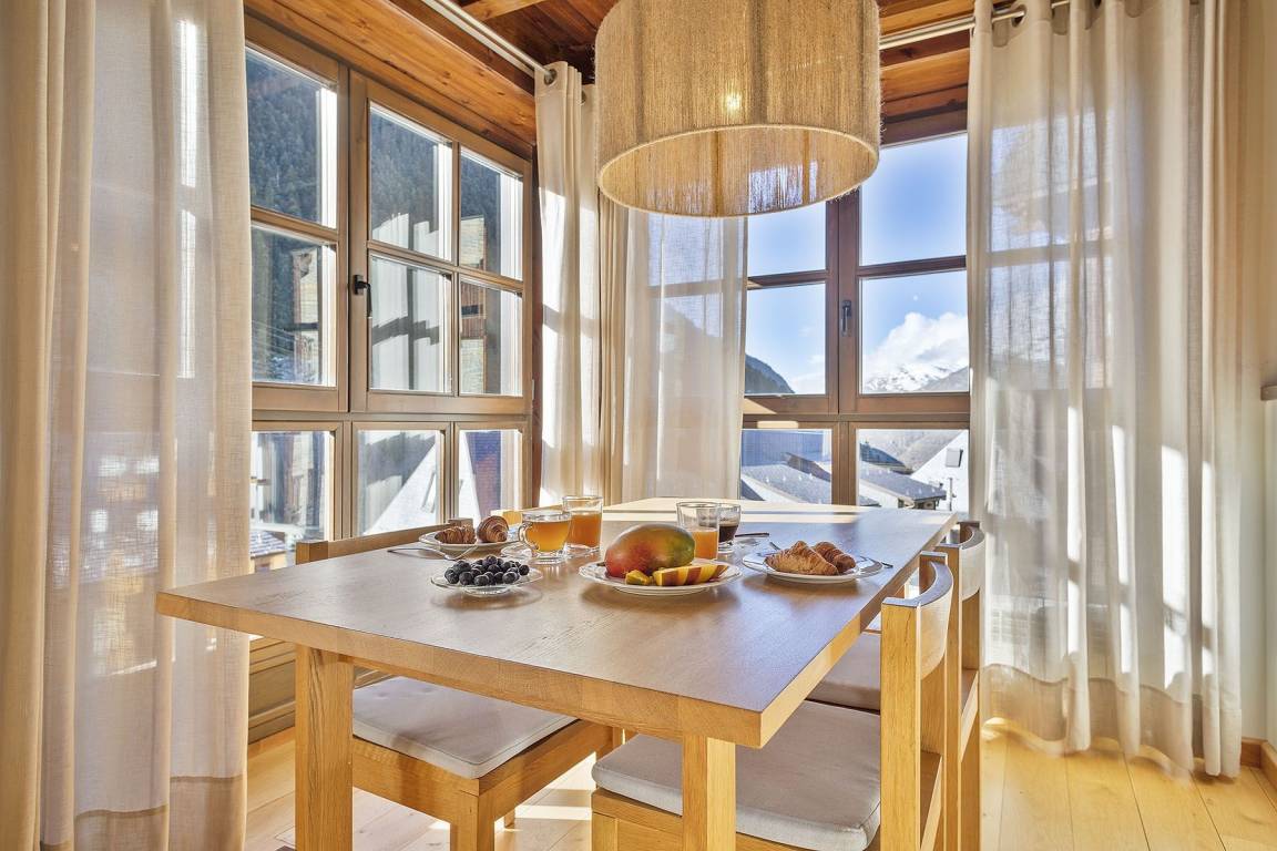 88 M² Apartamento ∙ 3 Habitaciones ∙ 6 Huéspedes - Baqueira