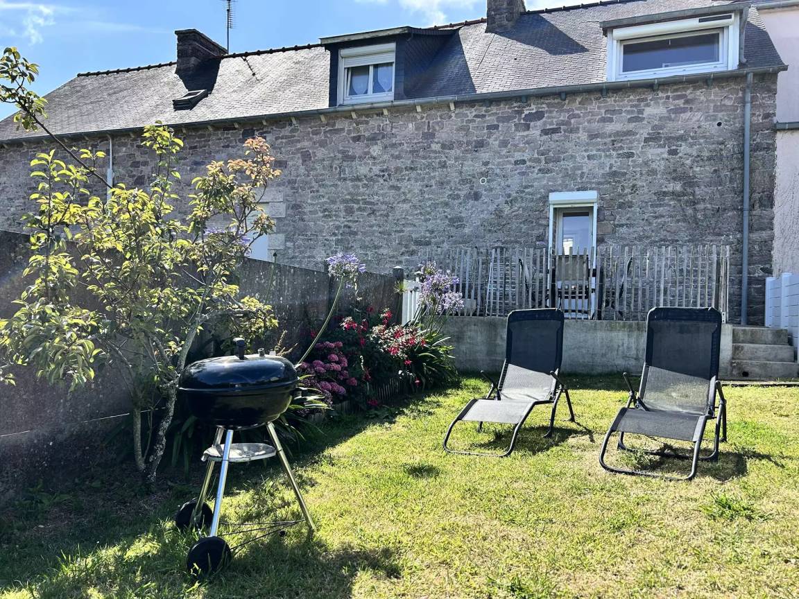 45 M² Ferienhaus ∙ 2 Schlafzimmer ∙ 4 Gäste - Erquy