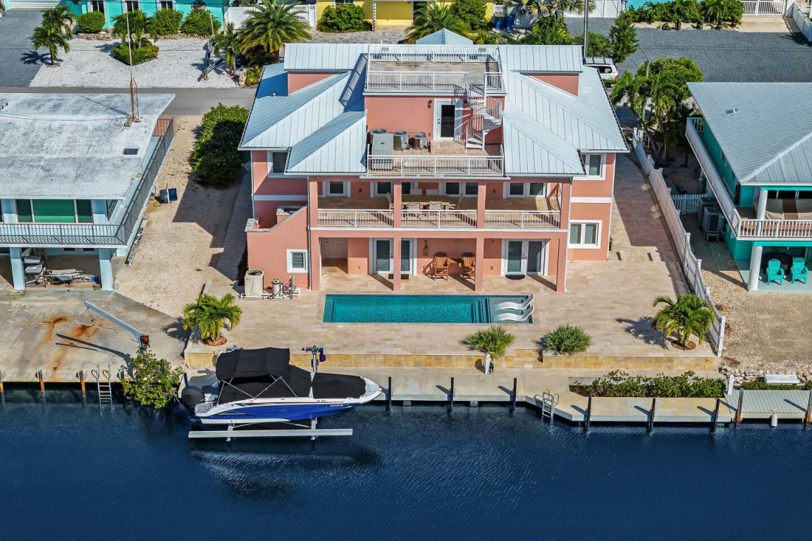404 M² House ∙ 4 Bedrooms ∙ 9 Guests - Islamorada, FL