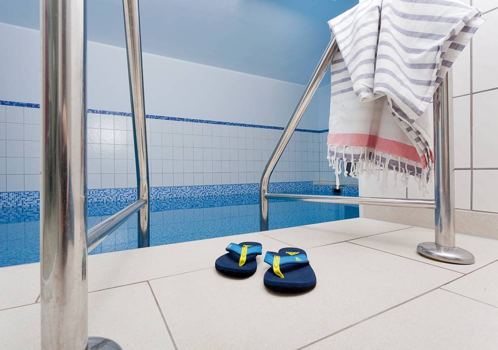 61 M² Ferienwohnung ∙ 2 Schlafzimmer ∙ 4 Gäste - Wolgast