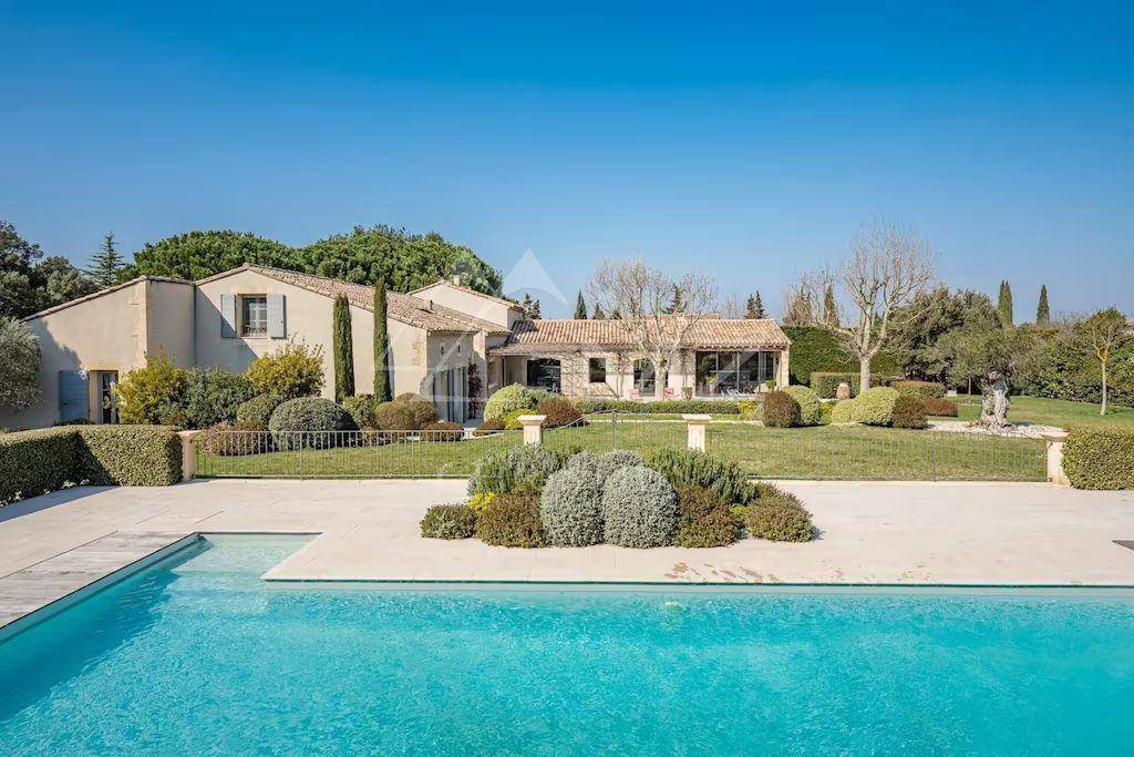 450 M² Maison De Vacances ∙ 6 Chambres ∙ 12 Personnes - Salon-de-Provence