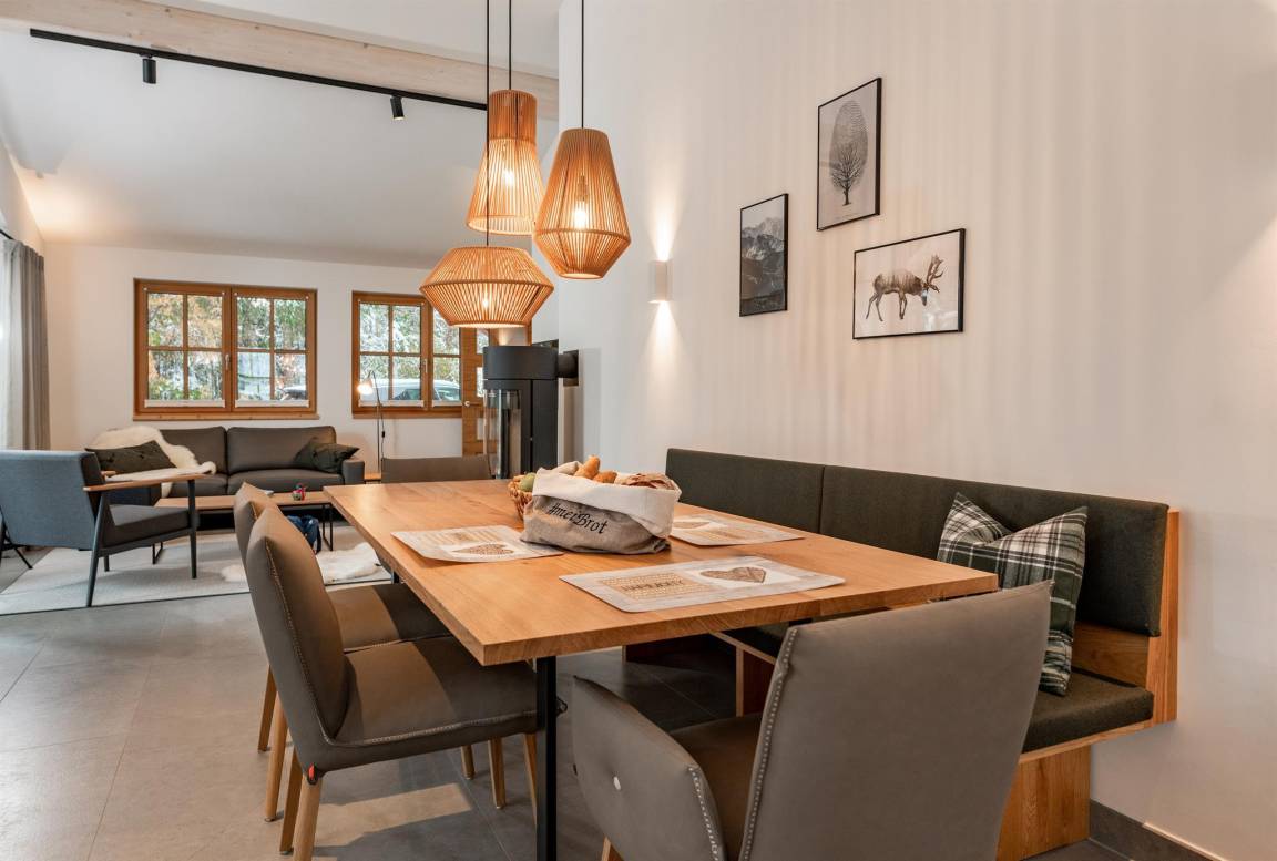 87 M² Ferienhaus ∙ 2 Schlafzimmer ∙ 8 Gäste - Hallstatt