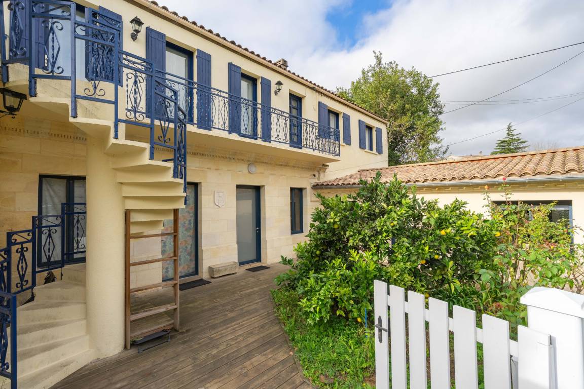 110 M² House ∙ 4 Bedrooms ∙ 8 Guests - Blaye