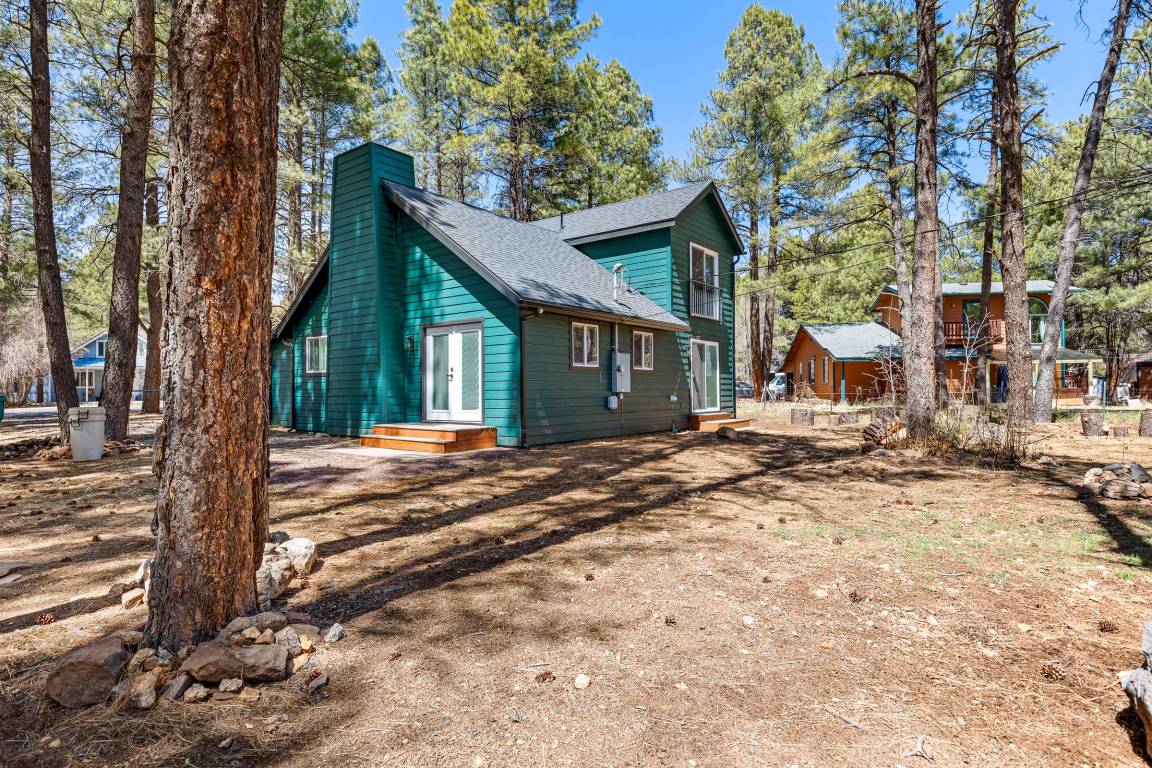 Cabin ∙ 3 Bedrooms ∙ 6 Guests - Flagstaff