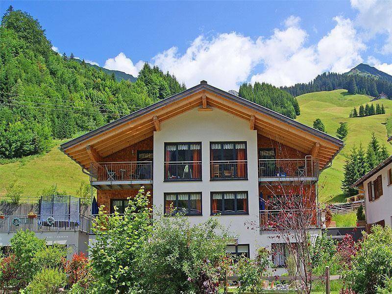 60 M² Huoneisto ∙ 2 Makuuhuonetta ∙ 4 Vierasta - Lech