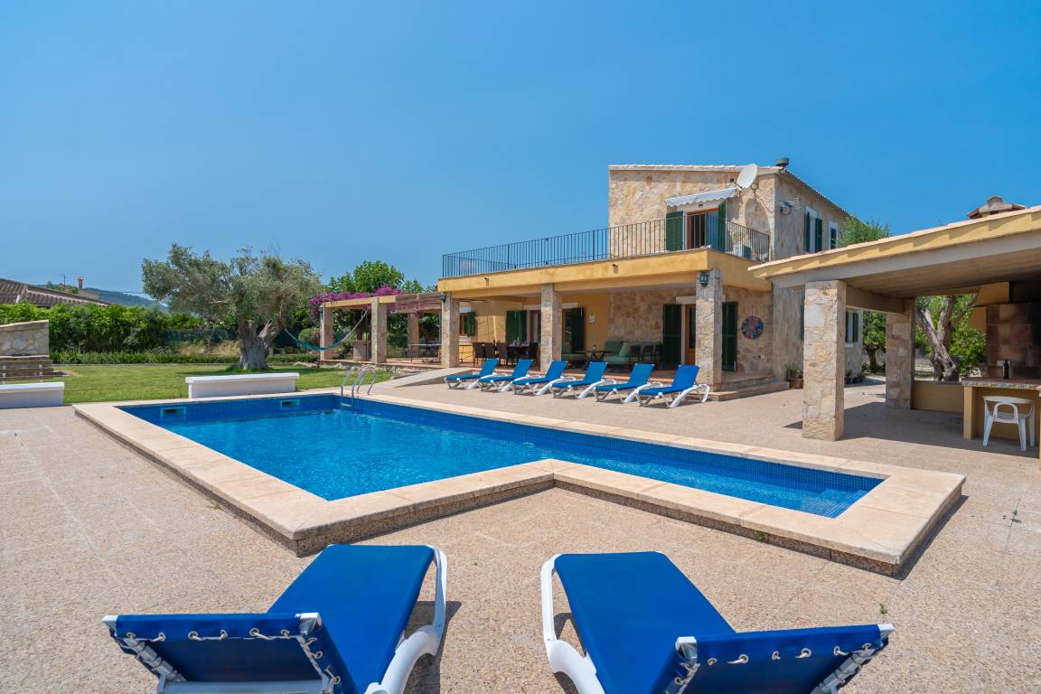 250 M² House ∙ 4 Bedrooms ∙ 8 Guests - Pollença